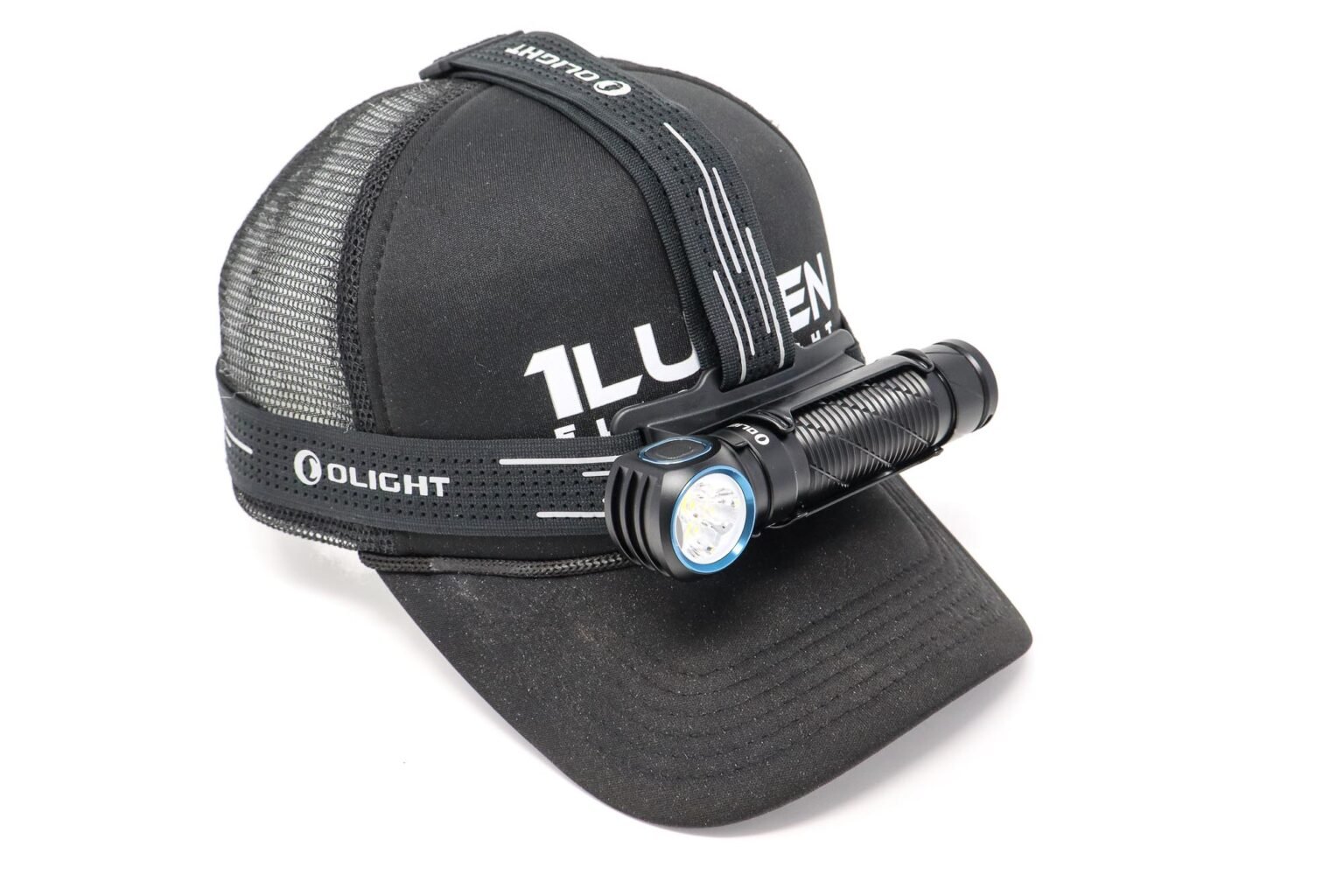 Olight Perun 3 review | Right angle light / headlamp 3,000 lm | 1Lumen